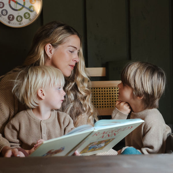 STORYTIME BY TAYLOR MORAN – Far&Wild